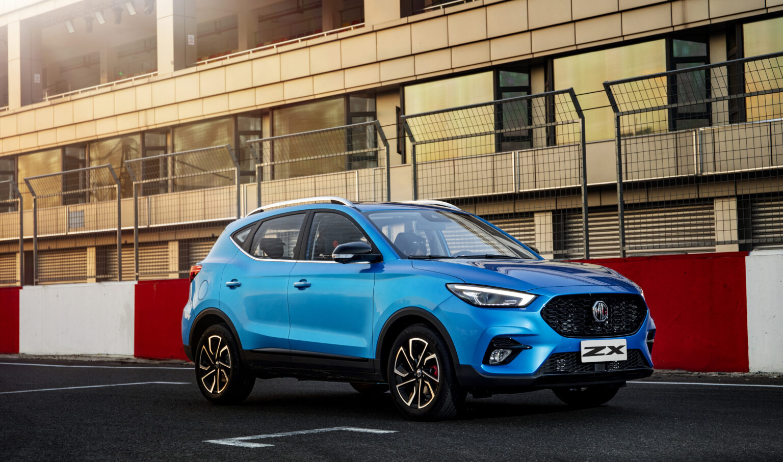 Nuevo MG ZX - Revista de Transporte Terrestre