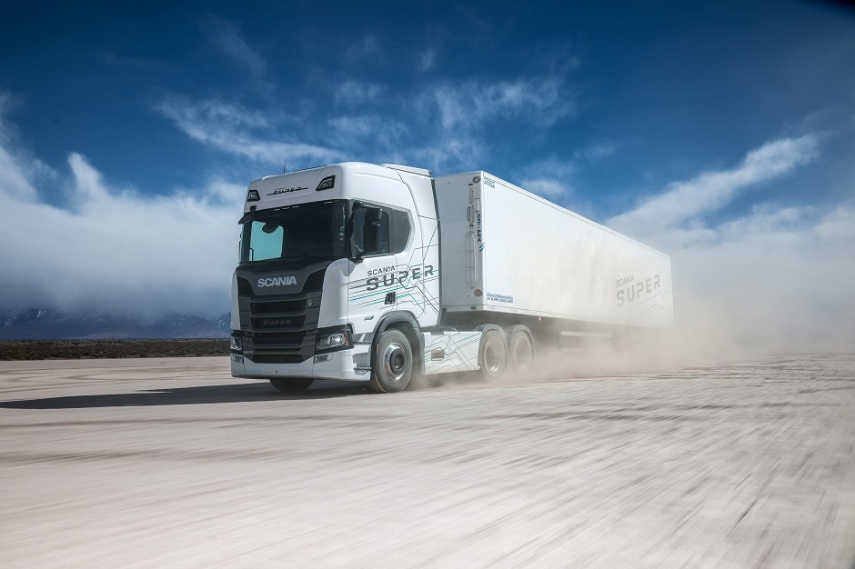 Scania anuncia la llegada de su nueva línea de camiones SUPER a Chile ...