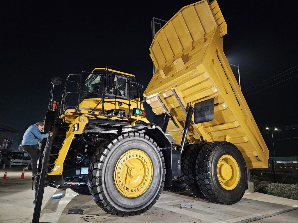 SANY presenta su nuevo camión minero SRT95C - Revista de Transporte Terrestre SANY presenta su ...