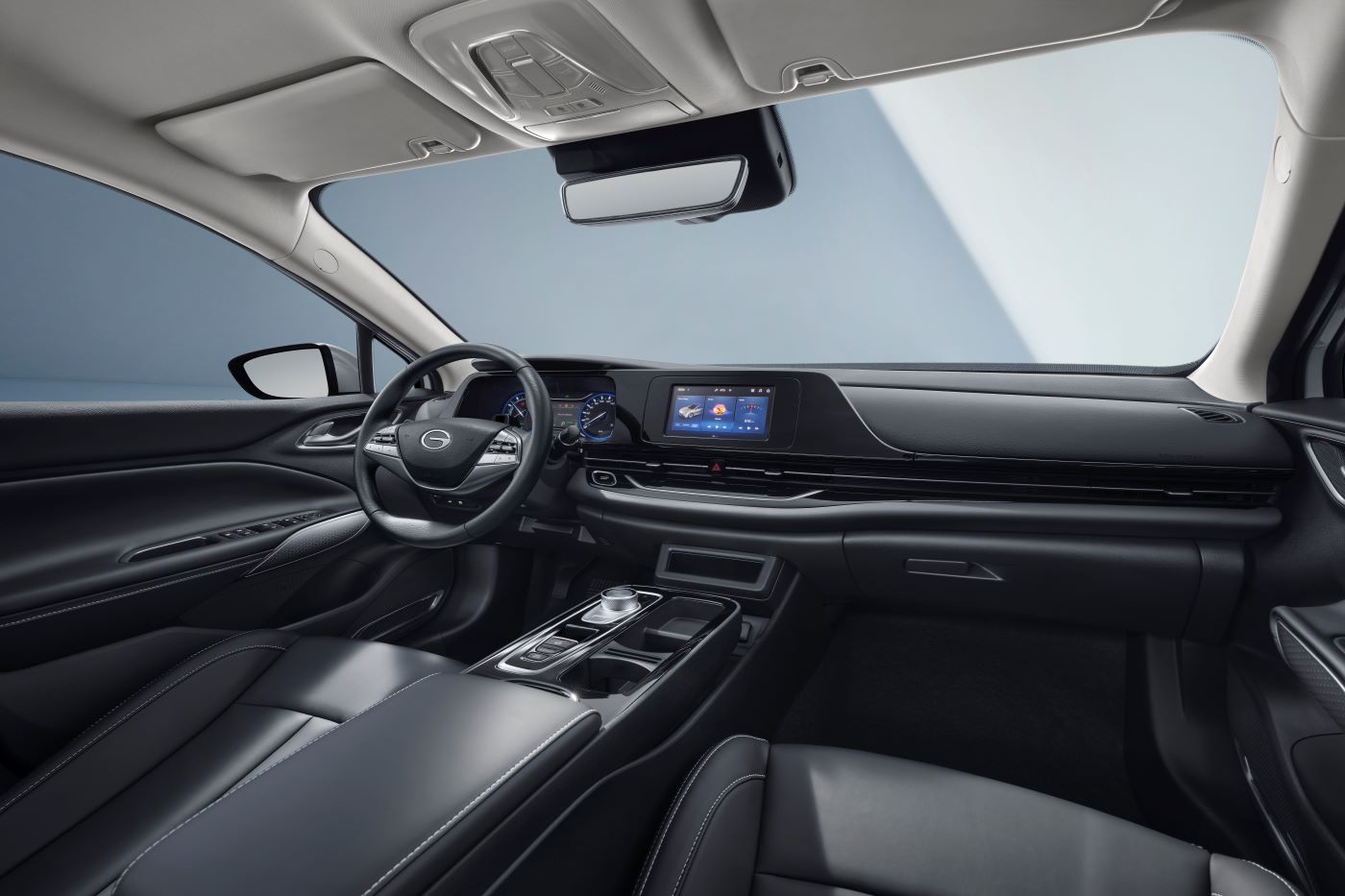 Gac Motor presenta su nueva gama de vehículos eléctricos Aion - Revista ...